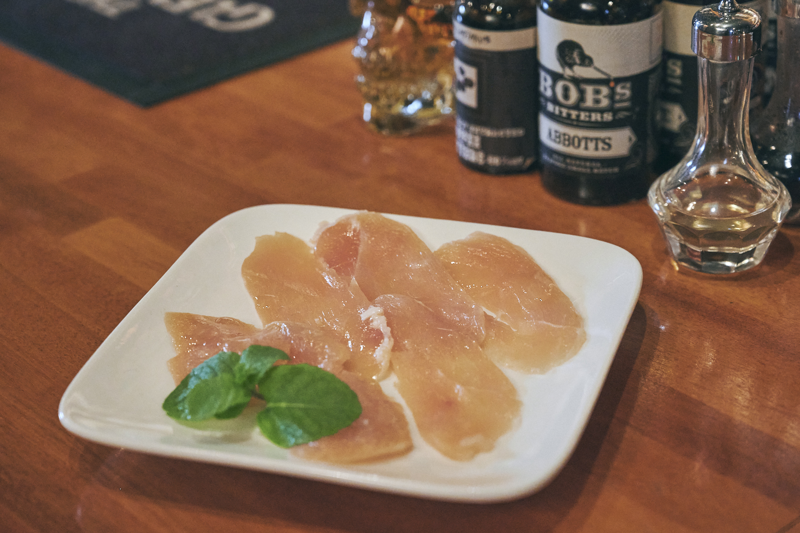 新宿〈BAR LIVET〉の小倉 友翔さん〜児島麻理子の「TOKYO、会いに行きたいバーテンダー」〜 | Hanako Web