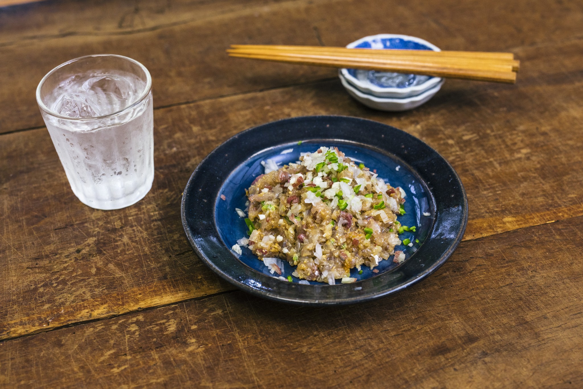 今さら聞けない…魚の捌き方！いろんな魚に応用できる簡単「大名おろし」を伝授。 | Hanako Web