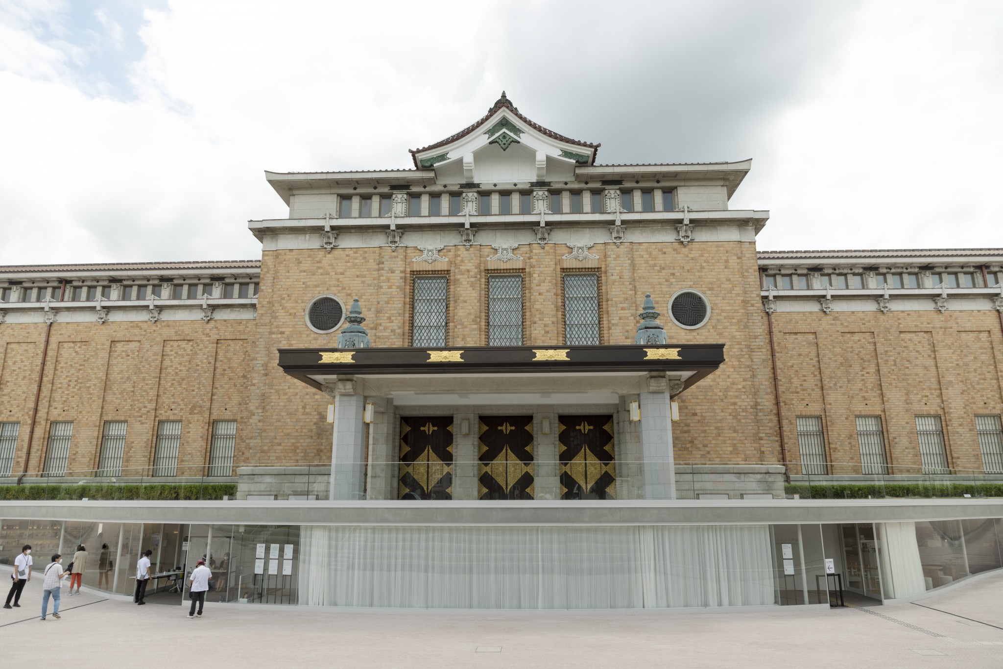 大改修を経てリニューアルオープンした〈京都市京セラ美術館〉。受け継がれる時を感じる美の館へ。 | Travel | Hanako.tokyo