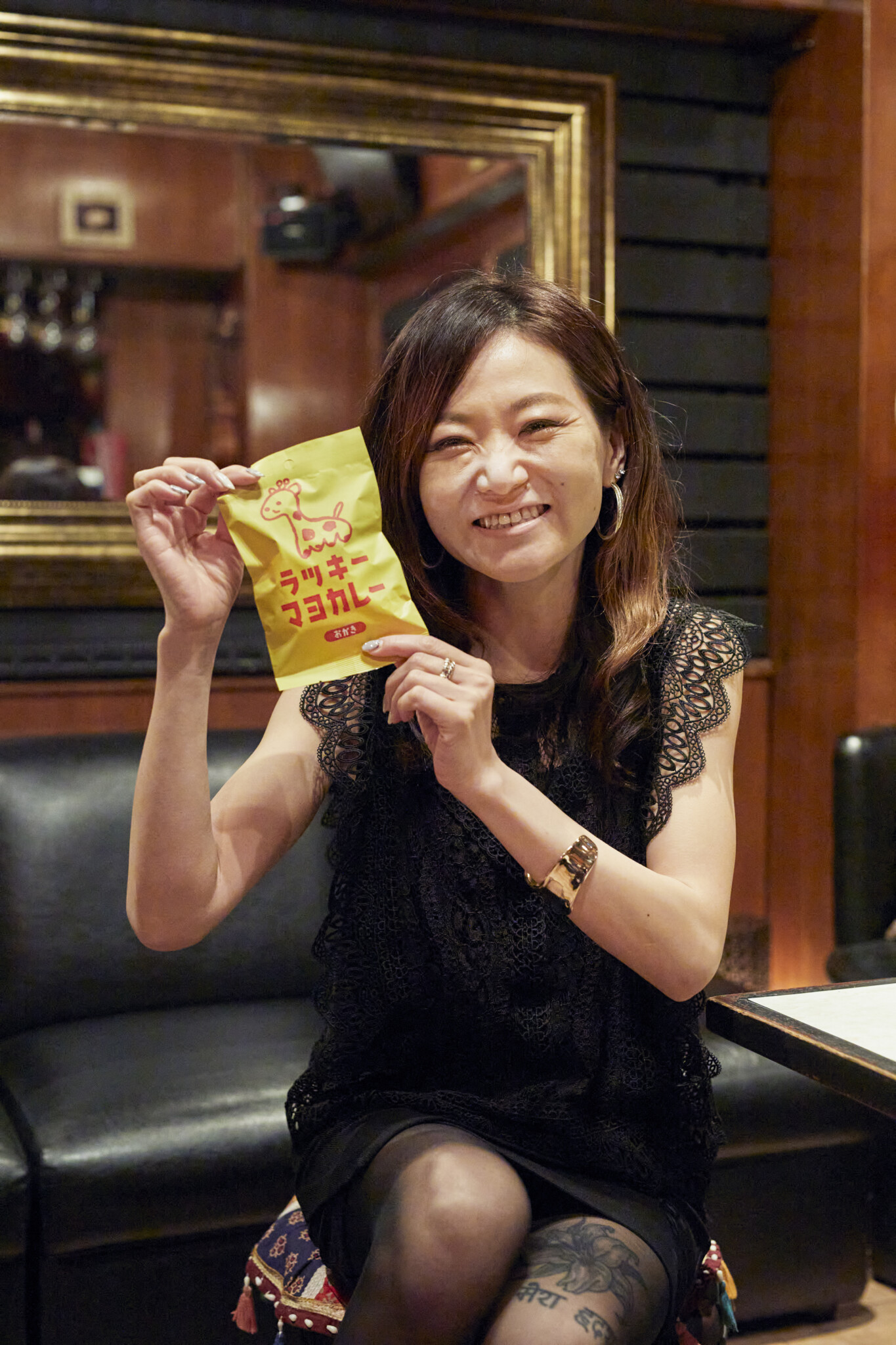 【銀座】スナック〈Snack bar Abhi〉の直ママ「銀座入門の一軒に気軽に寄ってみて。」 | Hanako Web