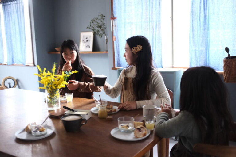 ミツバチにもらうもの【親子ではじめるエシカル暮らし・27】 | Hanako Web