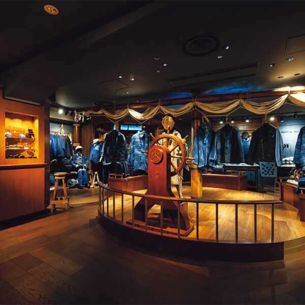 帝国ホテルのBAR、老舗喫茶店…キョンキョン流「大人ぶらない銀座の歩き方」 | Hanako Web